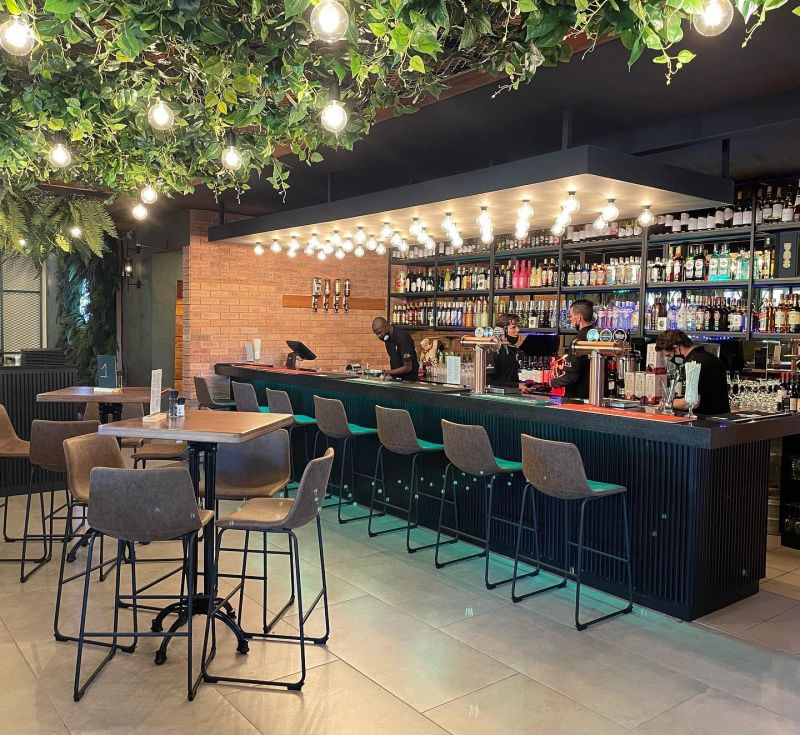 Furley's Bar & Grill, Newlands | Dineplan