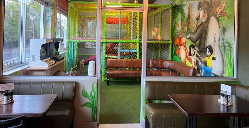 Furley's Bar & Grill, Newlands | Dineplan