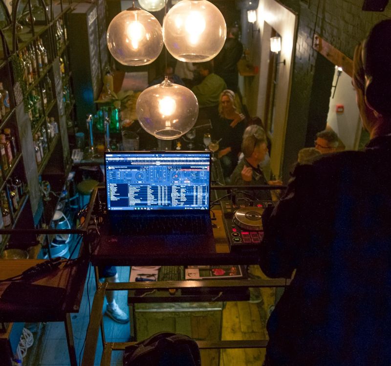 Botany Bar, Newlands | Dineplan