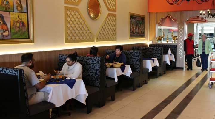 Restaurant Reservations and Takeaway Ordering | Dineplan